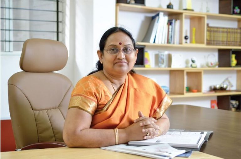 Dr Sabitha Wins Prestigious “Nari Narayani” Award By Public TV Kannada ...