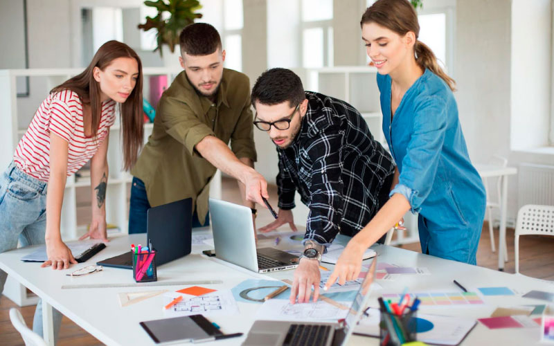 Top 5 Well-Paid Creative Courses For Students - CMR Blog