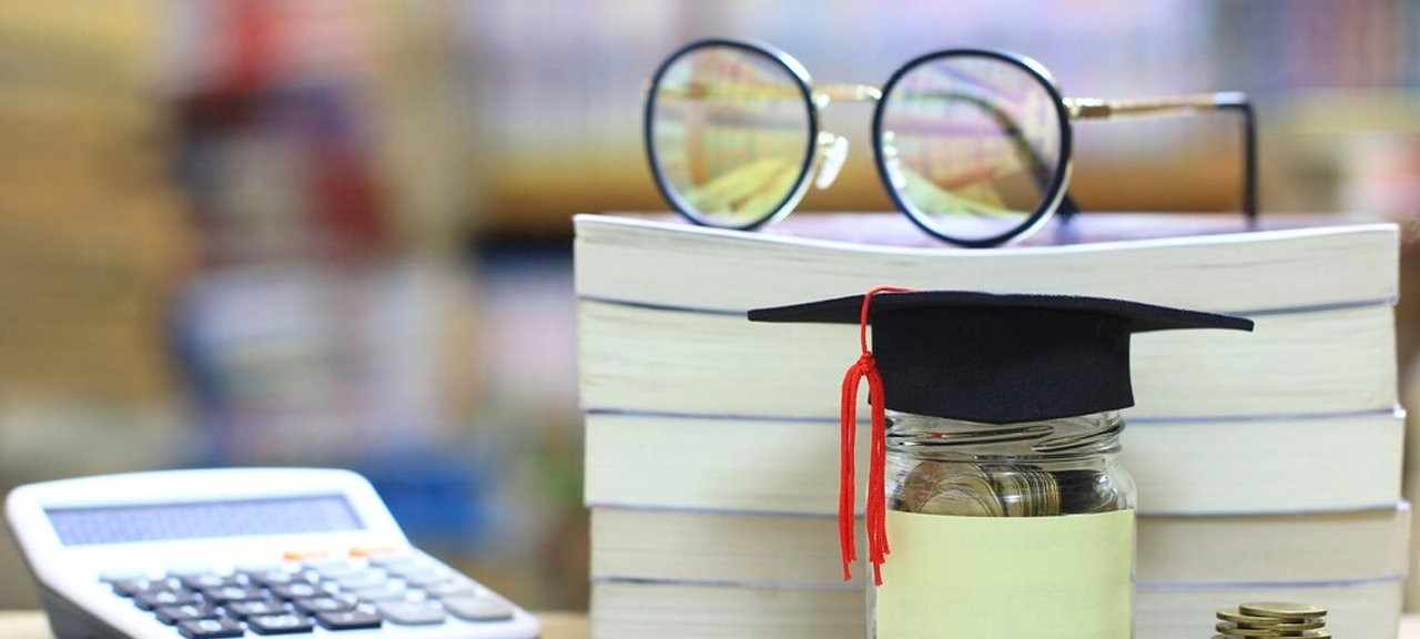 Is Commerce Beneficial for a Promising Future | CMR University